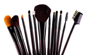 makeup brush set designer